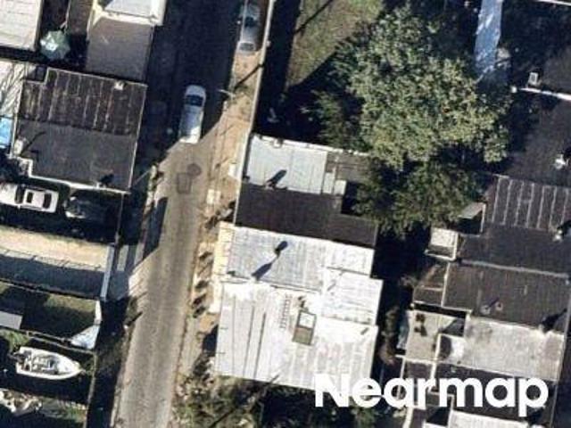 N Leithgow St