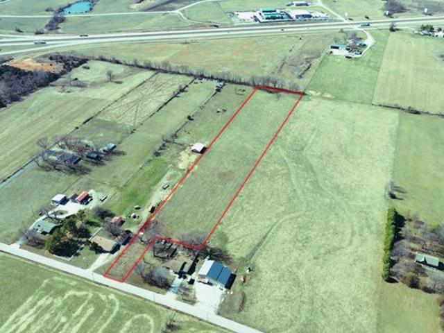 N Lemmon Ave, Bolivar, MO 65613