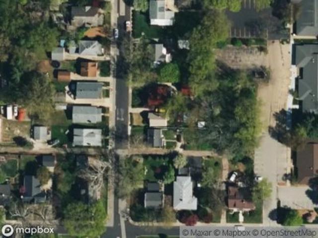 N Linn St