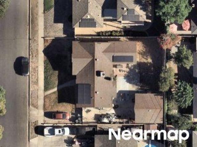 N Lincoln St