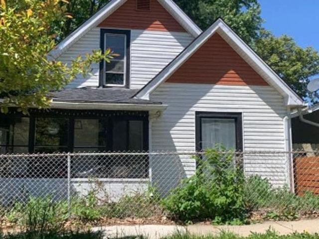 N Livingston Ave
