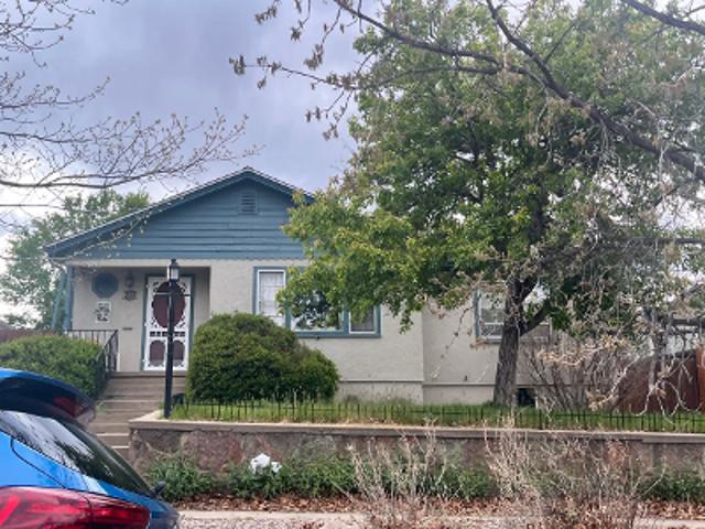 N Logan Ave