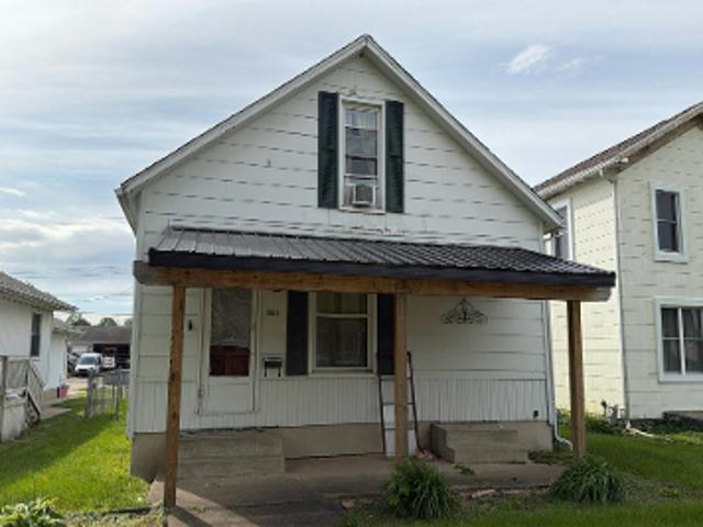 N Logan St