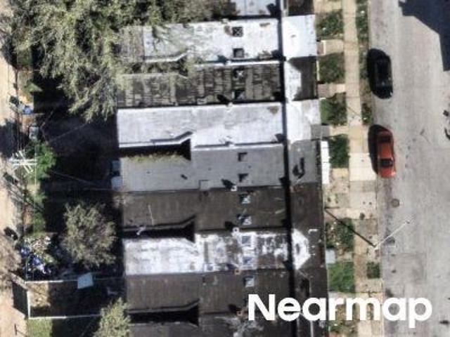 N Longwood St
