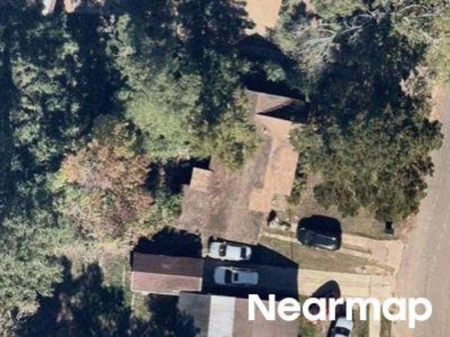 N Parkway Dr