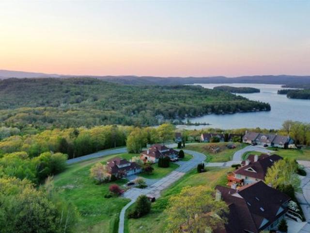 N Peak Village Rd, Newbury, Condo For Sale