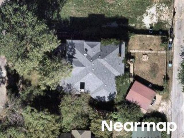 N Pearl Ave