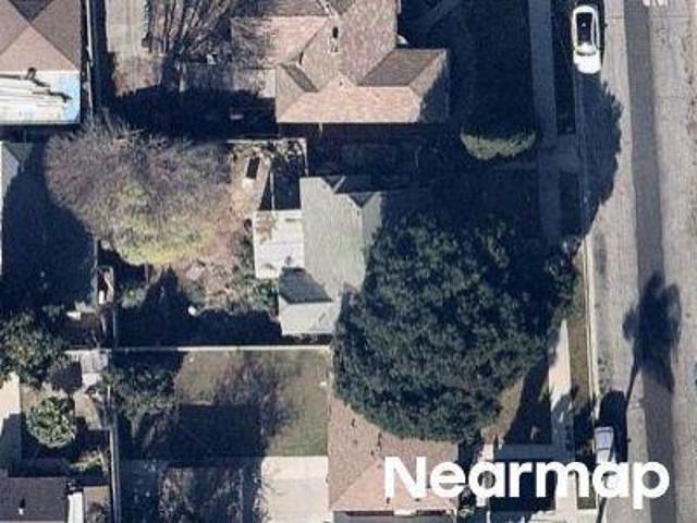 N Pearl Ave