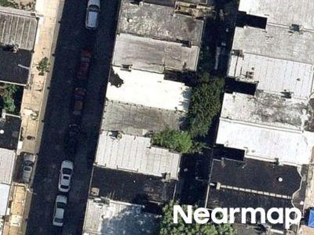 N Percy St