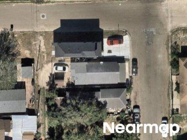N Pino St