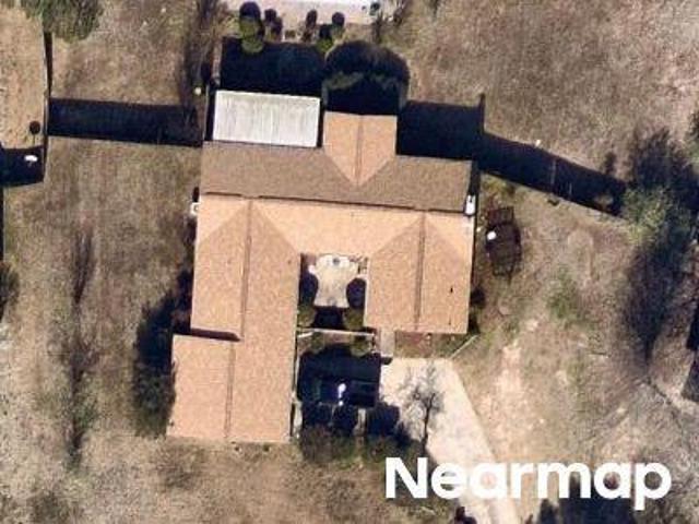 N Pinewood Dr
