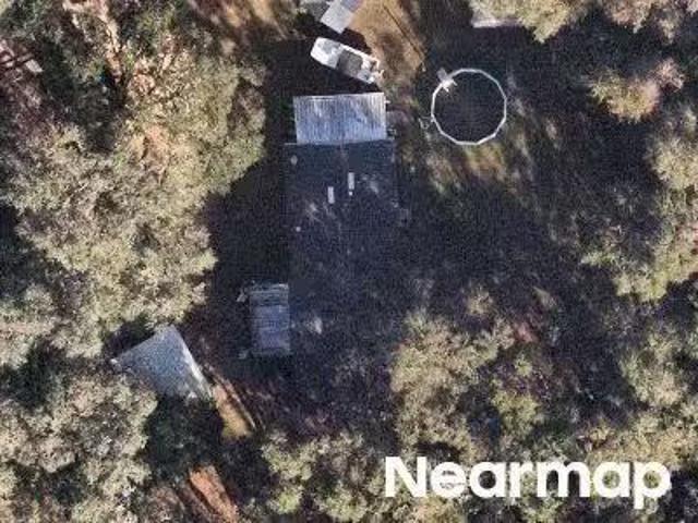 N Pine Dr