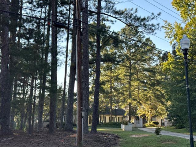 N Pine Hill Rd