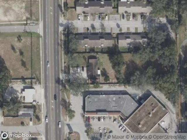 N Pine Hills Rd