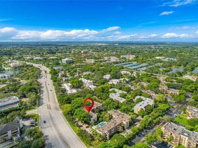 N Pine Island Rd Apt B, Plantation, Condo For Sale