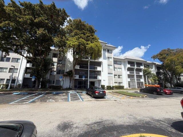 N Pine Island Rd Apt,plantation, Condo For Sale