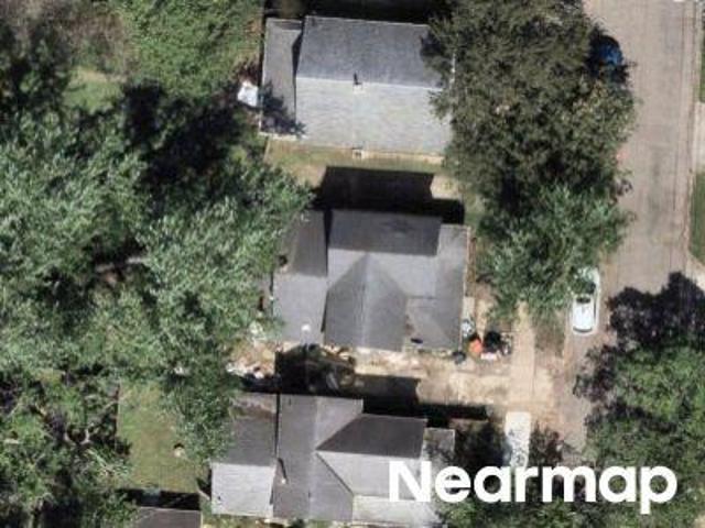 N Pine St