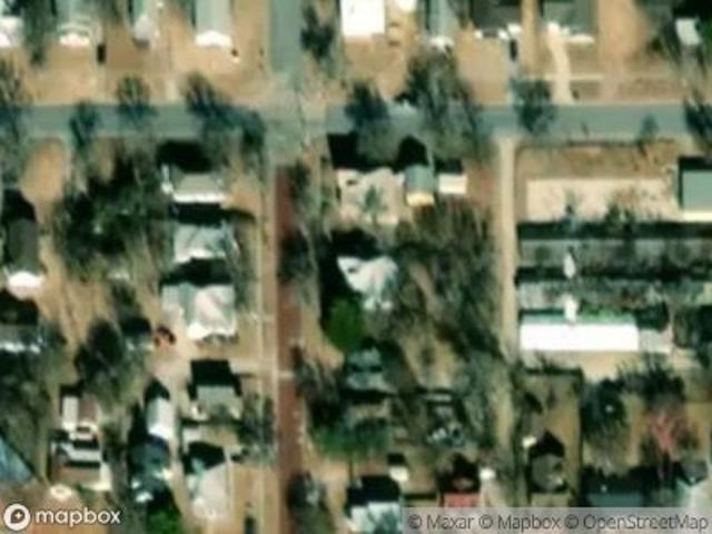 N Pine St