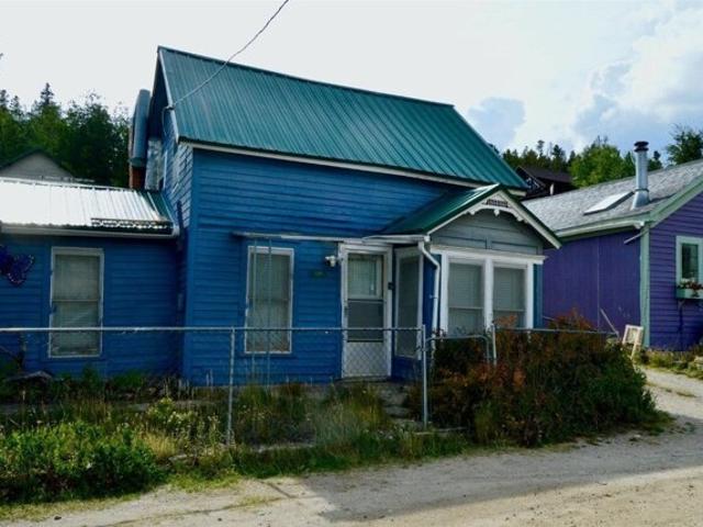 N Pine St, Alma, Home For Sale