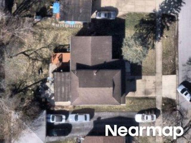 N Pleasant Dr