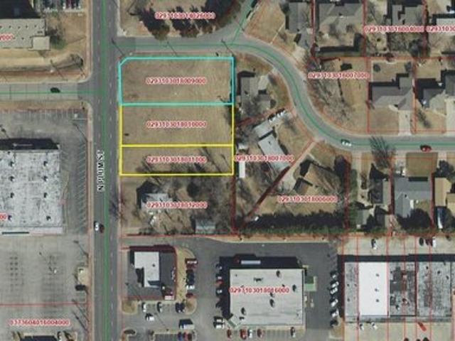 N Plum St, Hutchinson, KS 67502