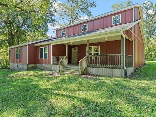 N Prairie Creek Rd, Rogers, Home For Sale