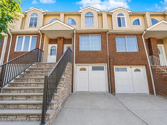 N Railroad Ave, Staten Island, Home For Sale