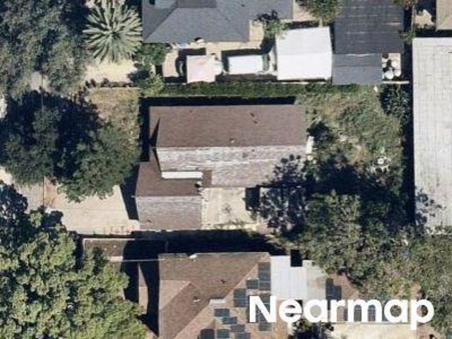N Raymond Ave
