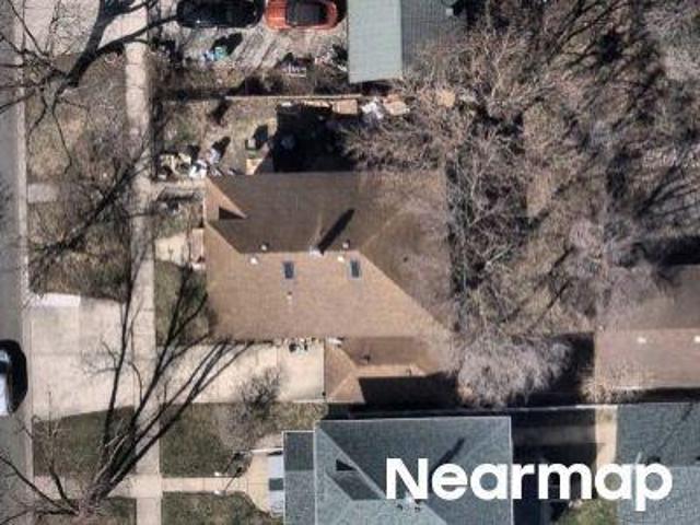 N Raynor Ave