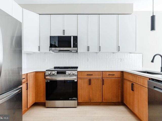N Rd St, Philadelphia, Home For Sale