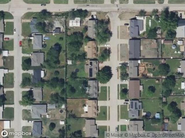 N Reeder Ave