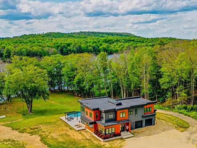 N River Rd, Greene, Home For Sale