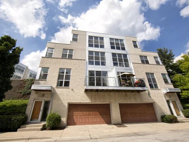 N Riverboat Rd, Milwaukee, Condo For Sale