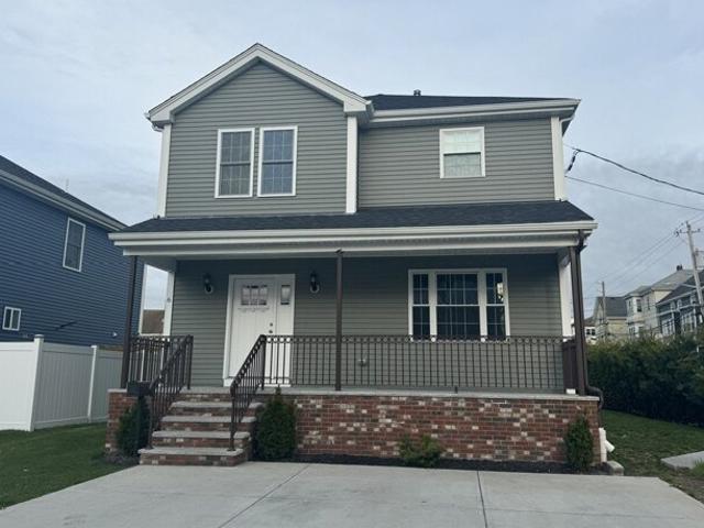 N Rocliffe St, Fall River, Home For Sale