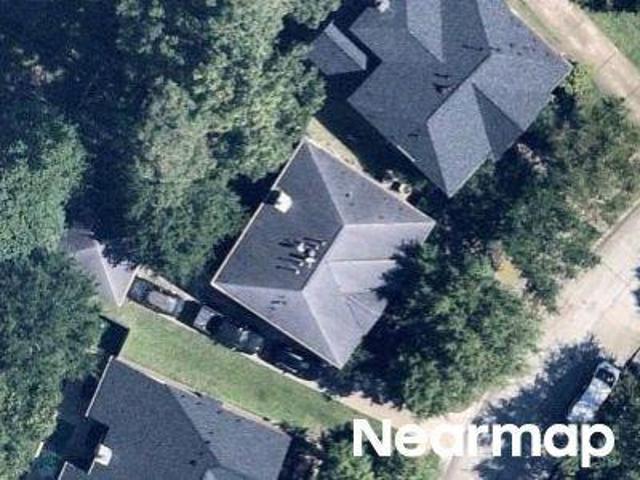 N Roaring River Ct
