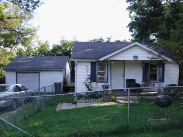N Robberson Ave
