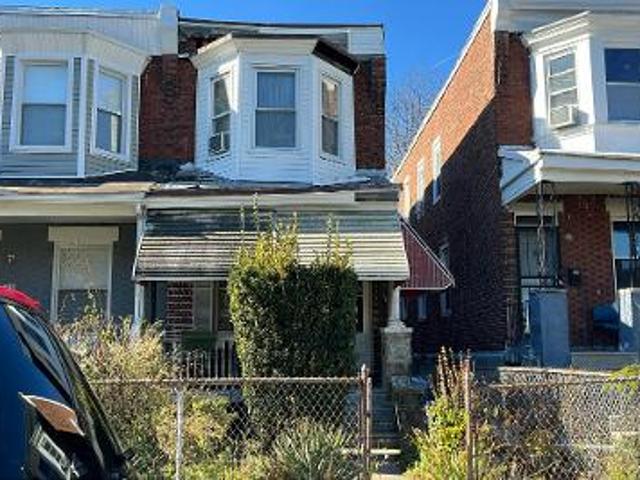 N Robinson St