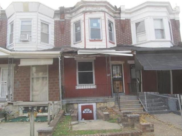 N Robinson St
