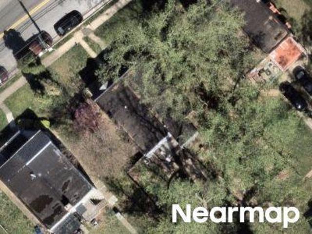 N Rogers Ave
