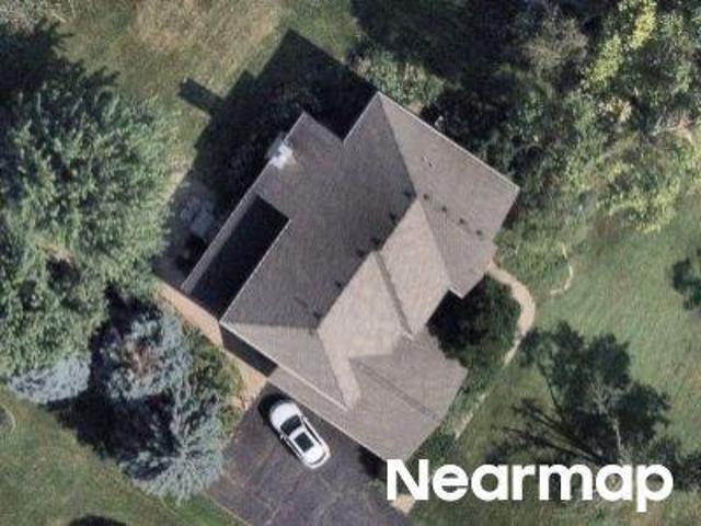 N Royal Oaks Dr