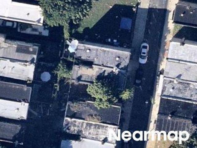 N Stanley St