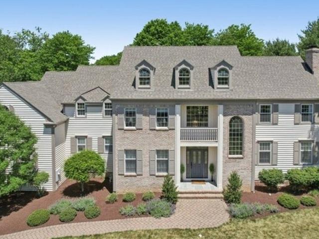 N Stone Hedge Dr, Bernards Twp, Home For Sale