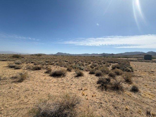 N Sunward Dr, Kingman, AZ 86409
