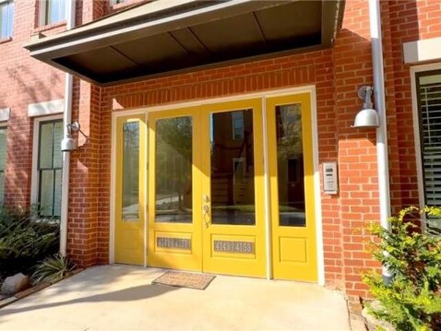 N Swann St, Covington, Condo For Sale