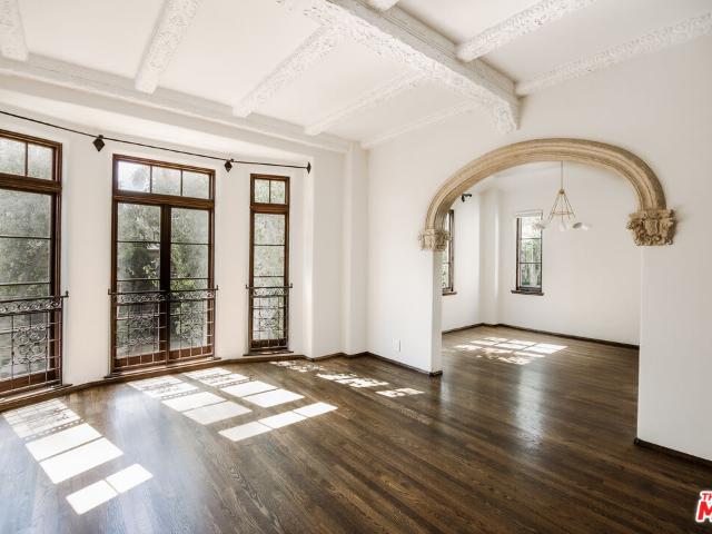 N Sweetzer Ave, West Hollywood, CA 90069 | MLS #25630 | Compass