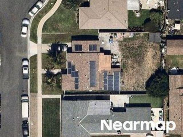 N Saint Louis Pl