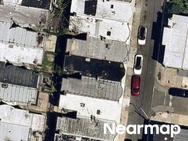 N Salford St