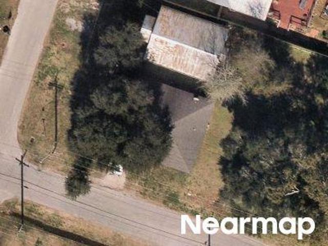 N Saltzman Ave