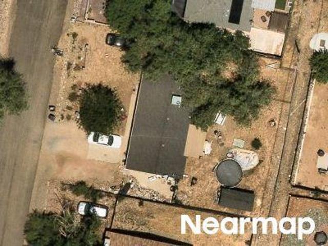 N Sauter Dr E