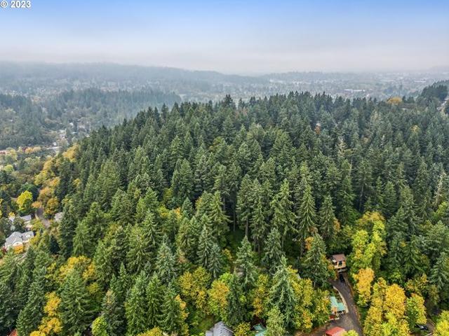 N Shasta Loop, Eugene, OR 97405